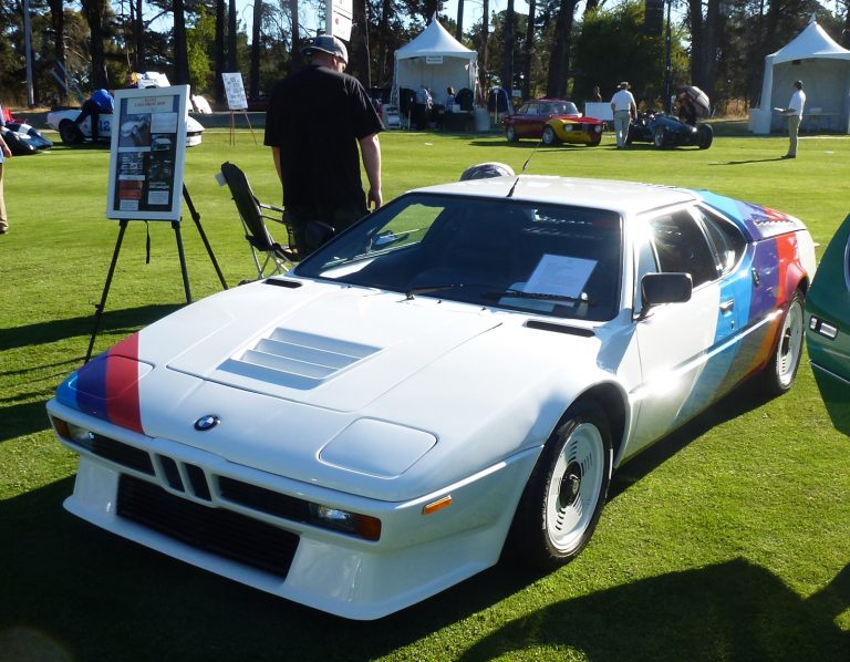 BMW M1 Race Car - MyCarQuest.com