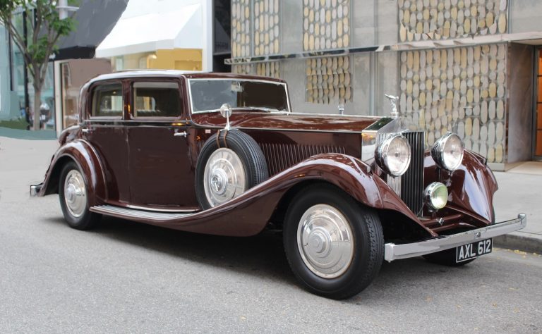A Bit Of History - This Rolls Royce - MyCarQuest.com